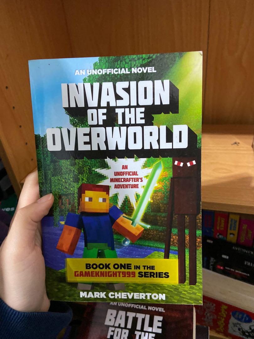 Minecraft: Invasion of the Overworld, 興趣及遊戲, 書本 & 文具, 小說 & 故事書 - Carousell