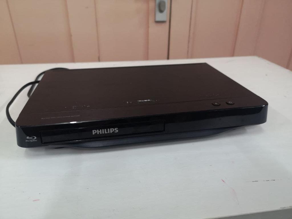 Philips DVD Player, Hobbies & Toys, Music & Media, CDs & DVDs on Carousell