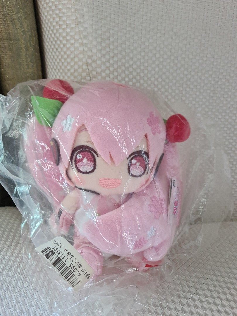 Pink hatsune miku ( but smaller), Hobbies & Toys, Toys & Games on Carousell