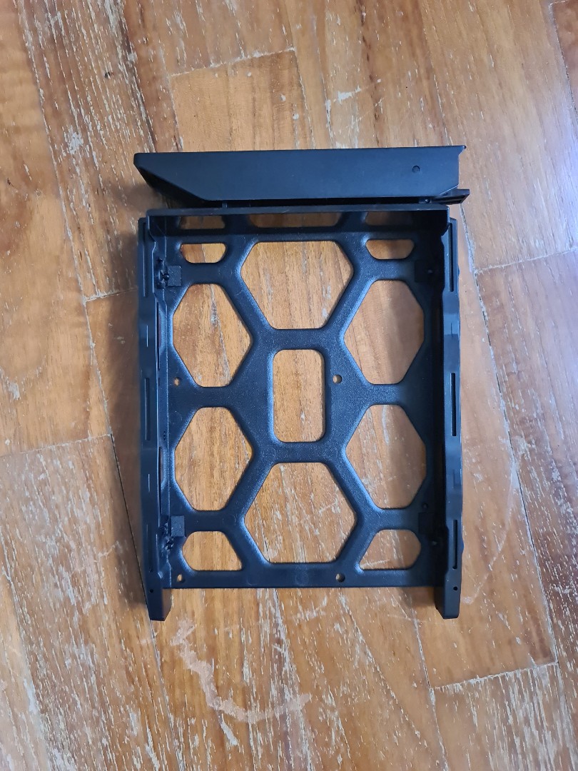 Synology NAS HDD dust cover, Computers & Tech, Parts & Accessories ...