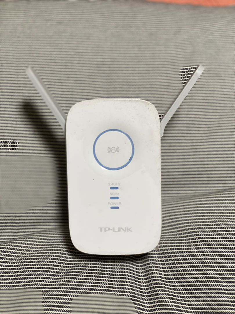 TP link Wifi range extender AC 1200, Computers & Tech, Parts ...