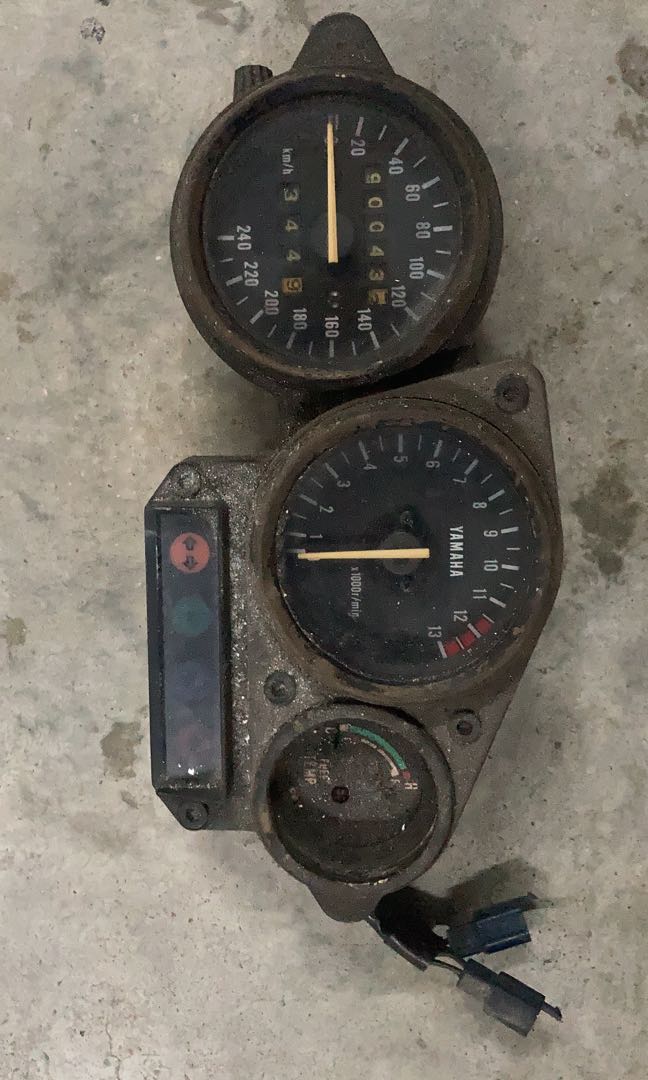 Tzm 150 meter, Motorcycles, Motorcycle Accessories on Carousell