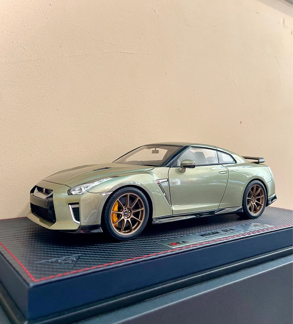 1/18 Make Up Models Nissan R35 GTR Premium T Spec IM061A, Hobbies ...
