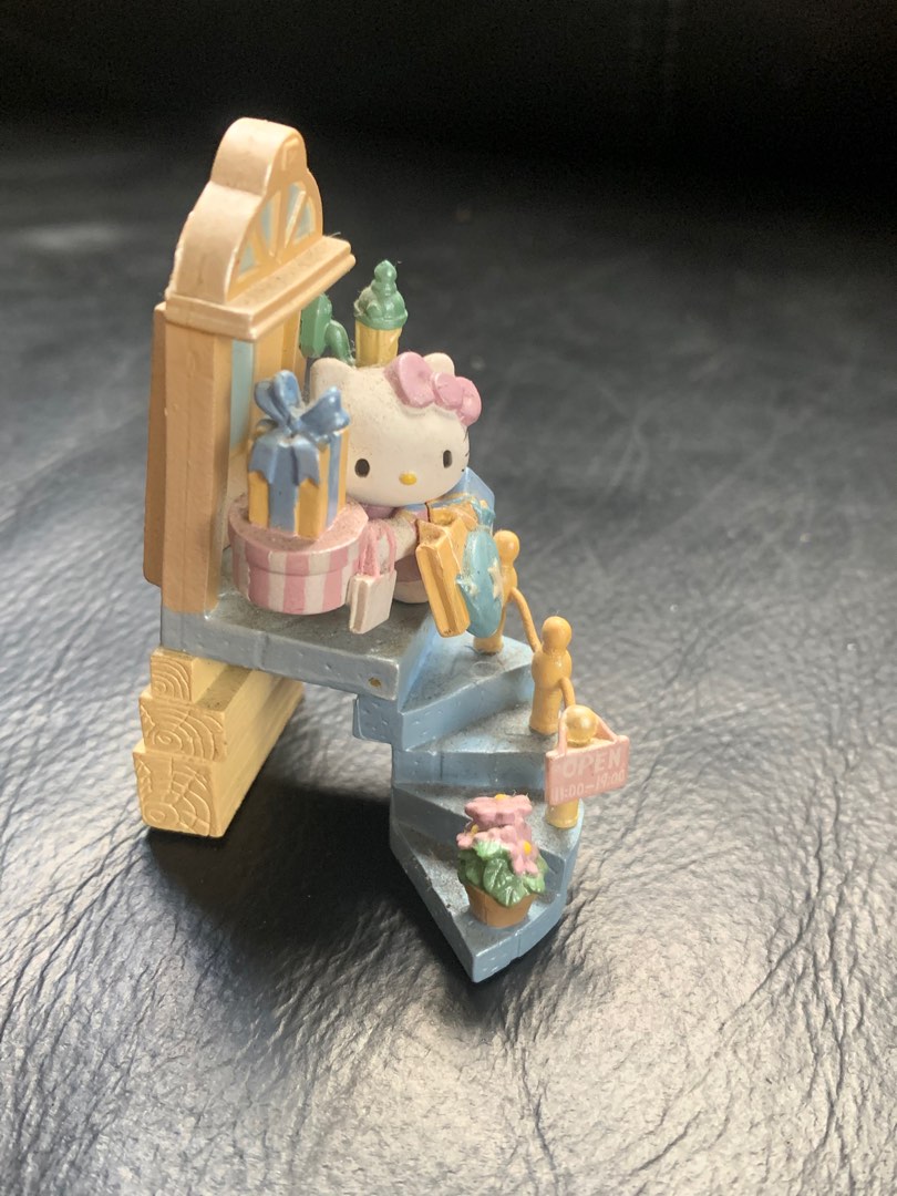 2005 Hello Kitty Gift Shop (Blue) Takara Figurine, Hobbies & Toys, Toys ...
