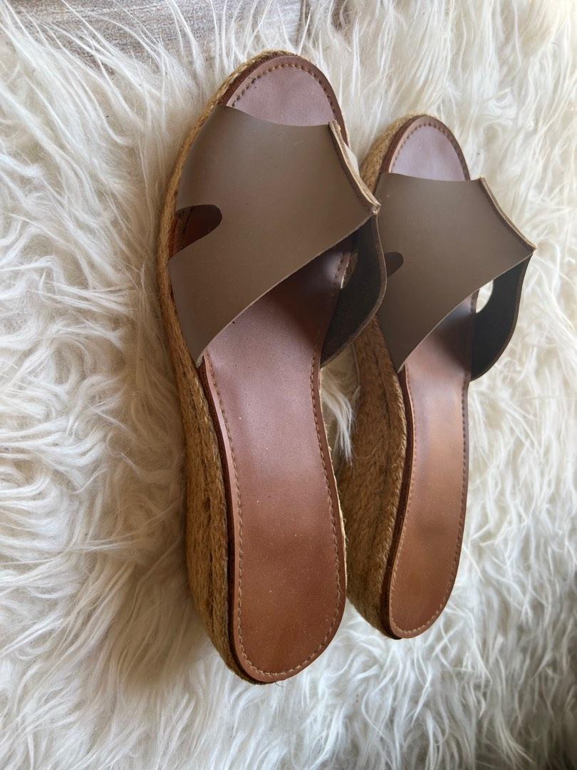 Alberto sandals, Women's Fashion, Footwear, Sandals on Carousell