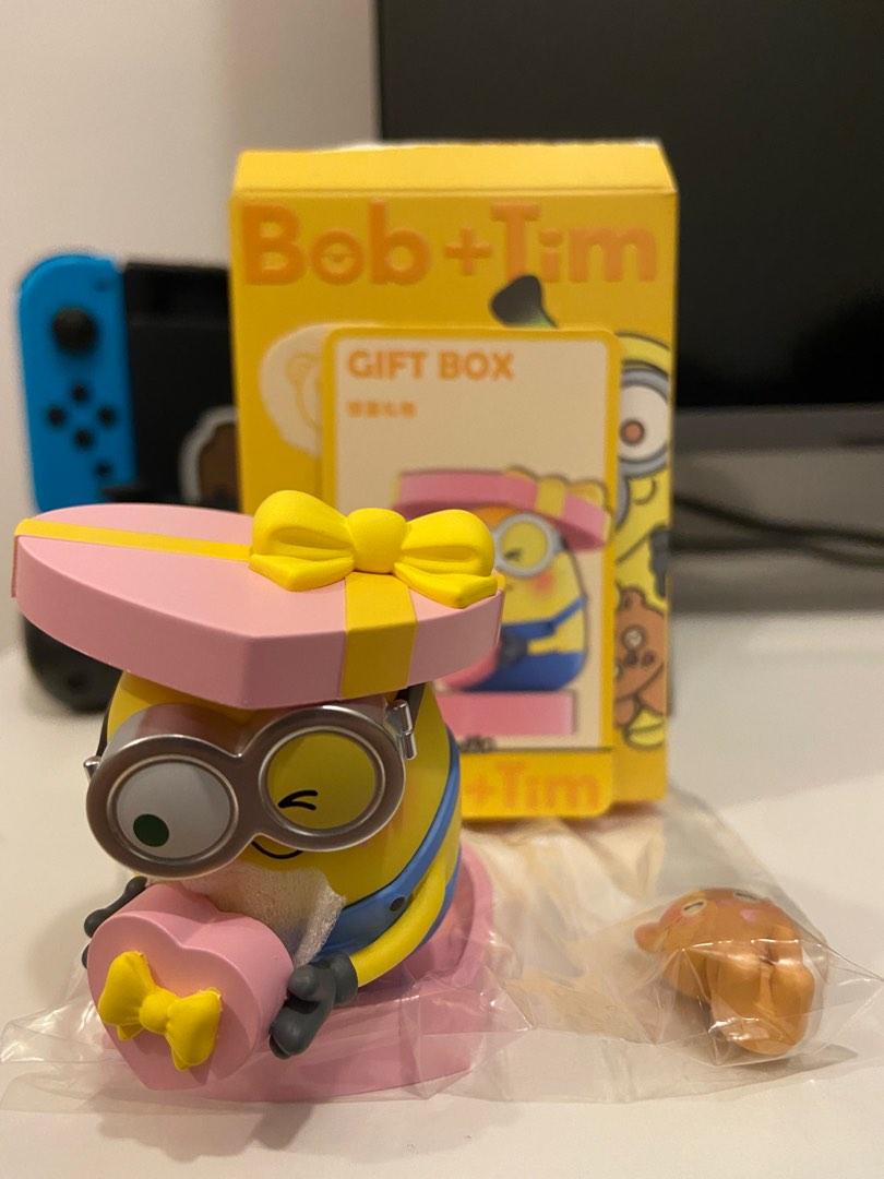 Bob + Tim POP MART - Gift Box, 興趣及遊戲, 收藏品及紀念品, 明星周邊 - Carousell
