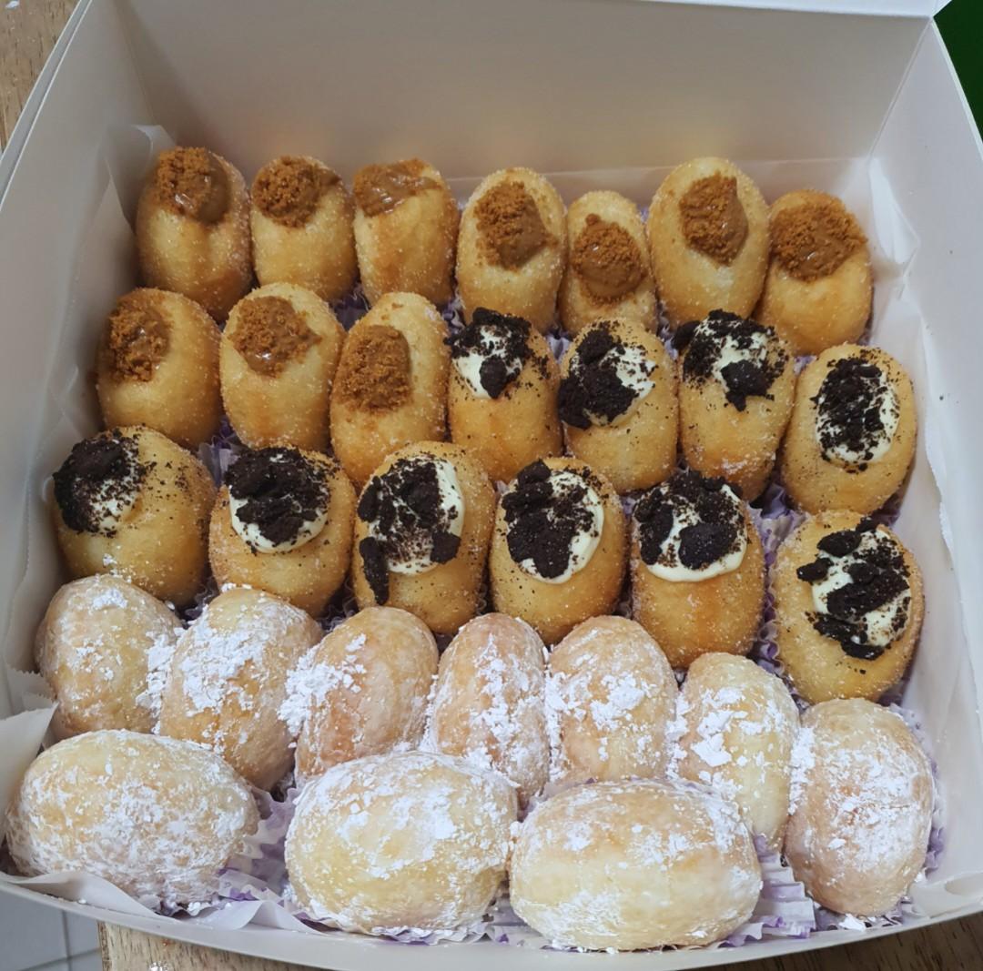 BOMBOLINI & DONUTS ( EGGLESS ), Food & Drinks, Homemade Bakes on Carousell