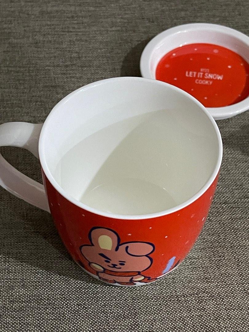 BT21 official winter lid mug - cooky, Hobbies & Toys, Memorabilia ...