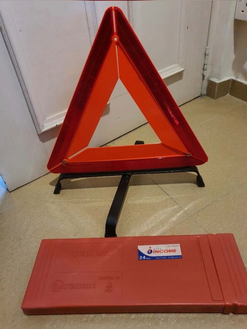 Car Emergency Breakdown Warning Triangle Red Reflective, Car ...
