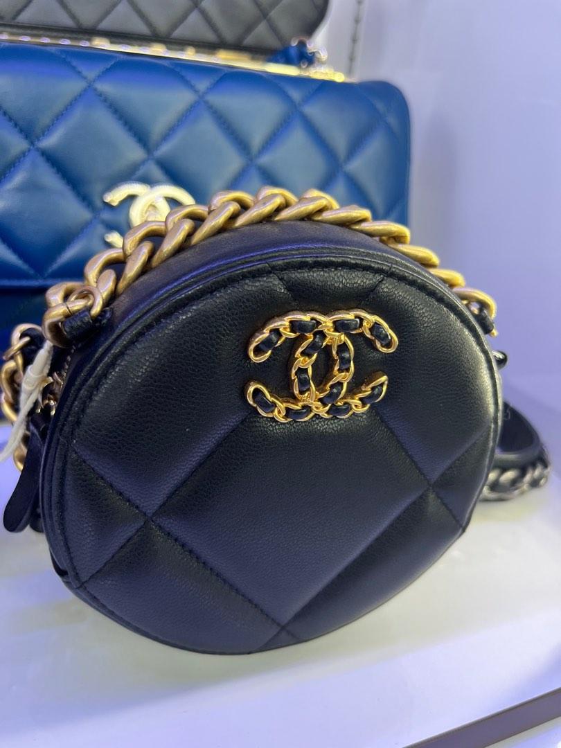 Chanel sling bag, Women's Fashion, Bags & Wallets, Cross-body Bags on ...