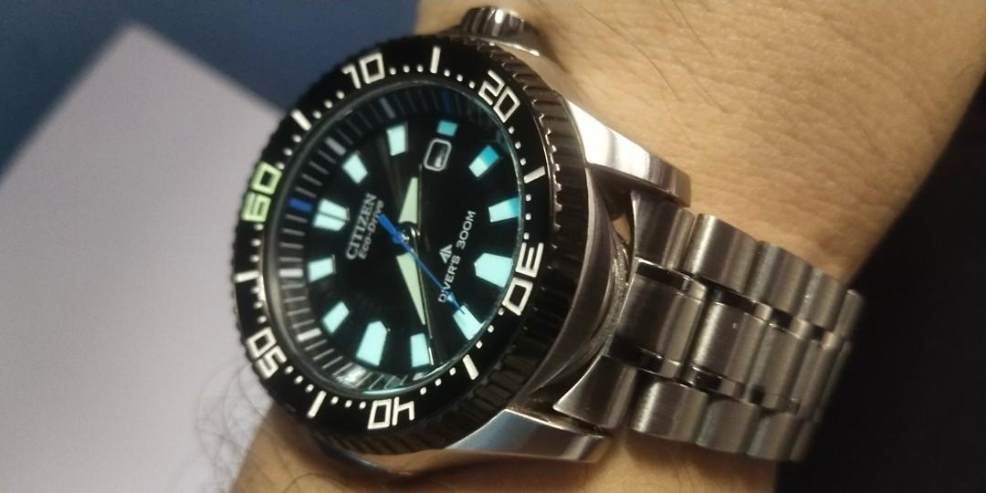 Citizen Eco Drive Divers Watch 300m (Solar Powered), Men's Fashion ...