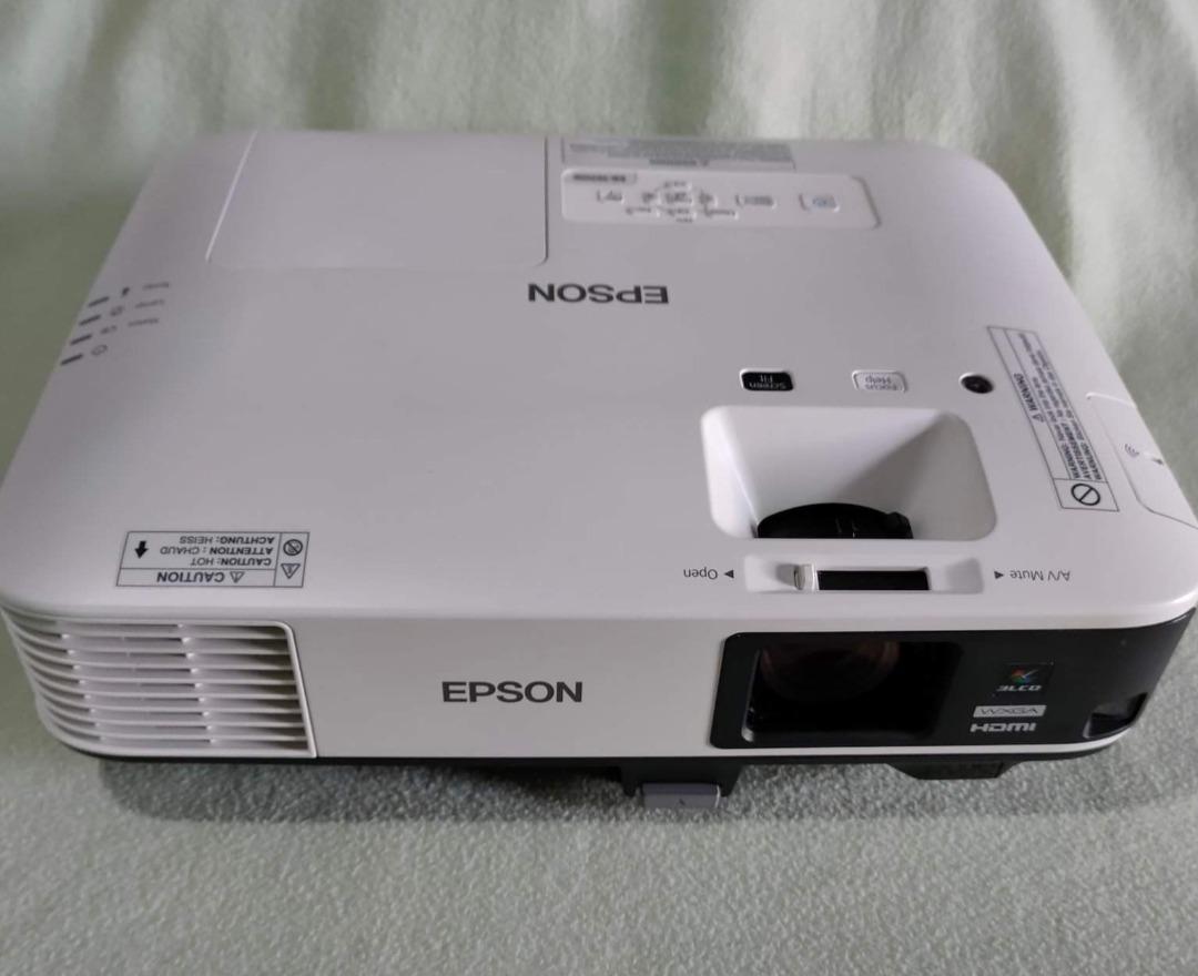 Epson eb 1970W - 5000 lumen, TV & Home Appliances, TV & Entertainment ...