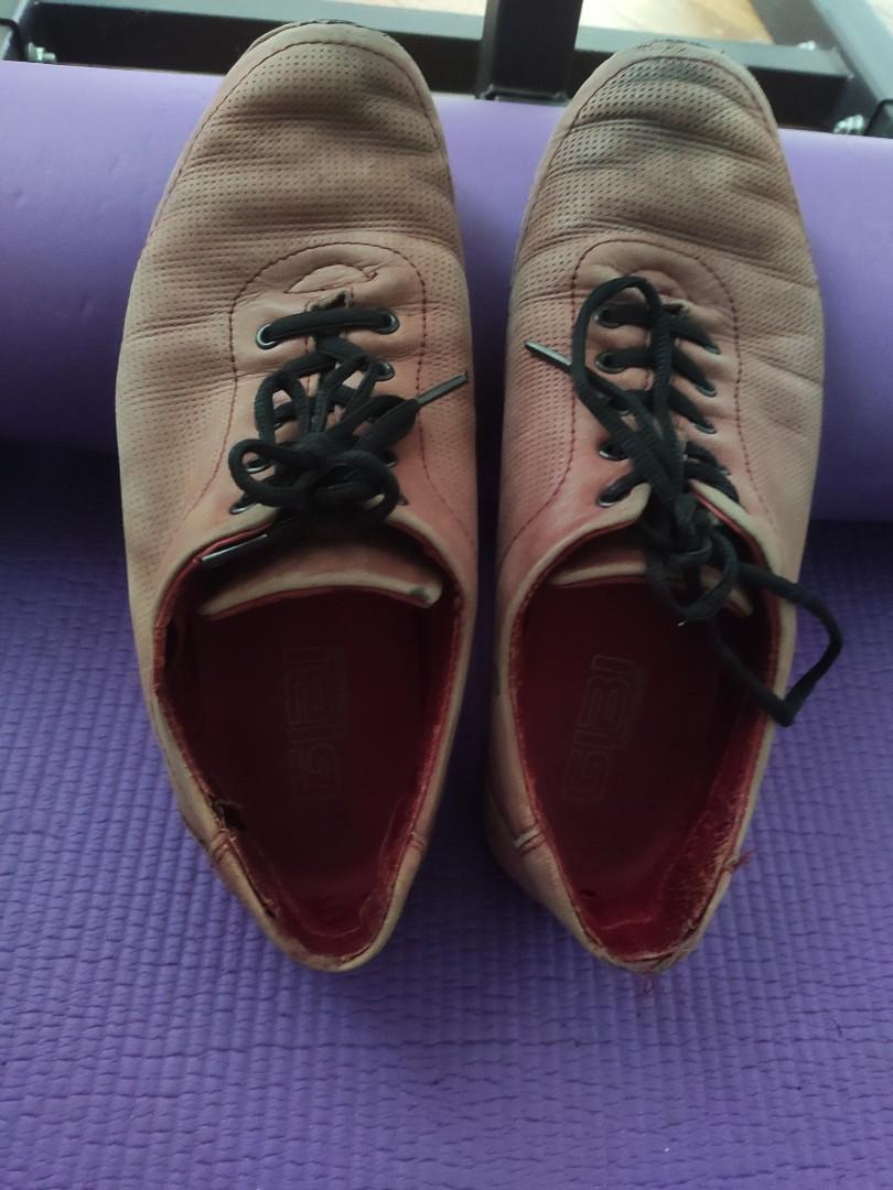 GIBI CASUAL SHOES FOR MEN, Announcements on Carousell