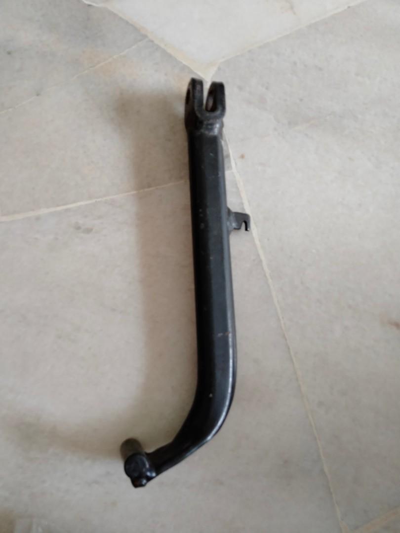 Honda CB100/125s side stand original, Motorbikes on Carousell