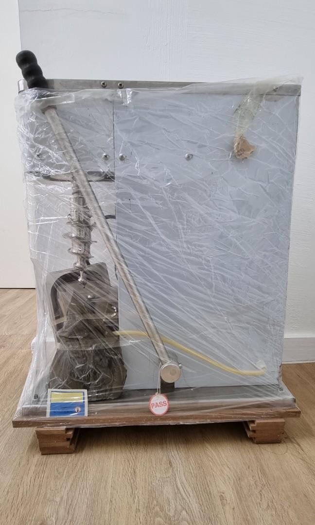 Ice cream swirl machine, TV & Home Appliances, Kitchen Appliances ...