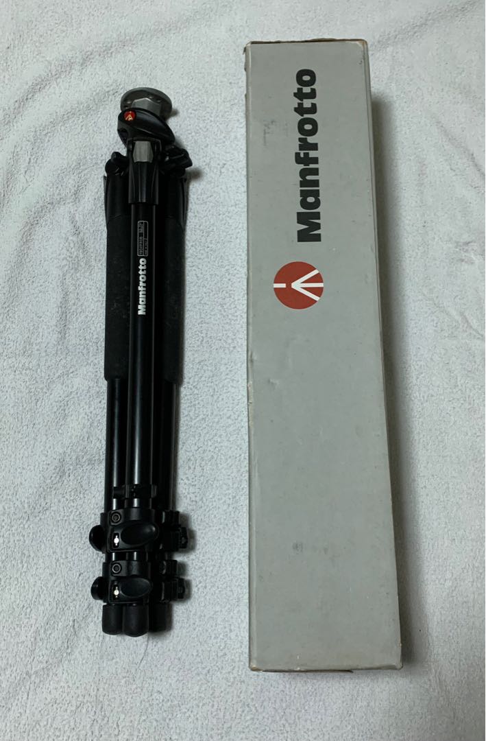 Manfrotto 190XPROB + 486R2 ballhead, Photography, Photography ...