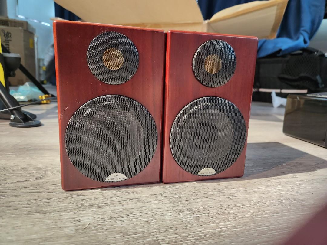 11 x Monitor Audio Radius Speakers (6 x radius 90 with 2 stands / 3 x ...
