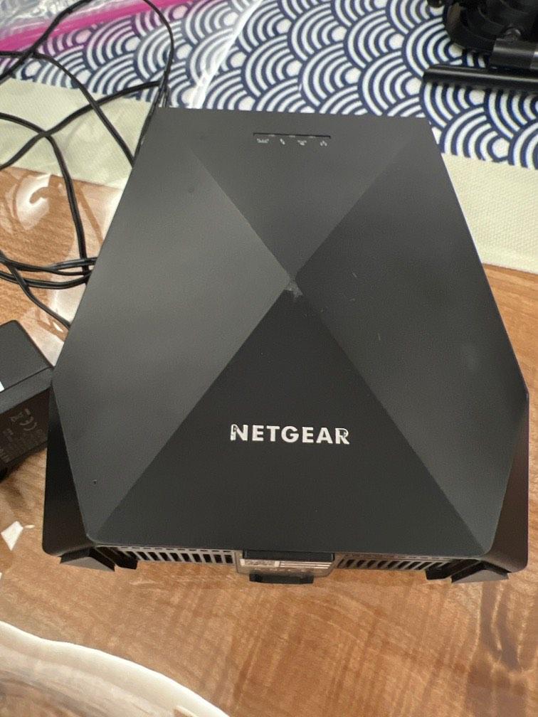 Netgear model: EX7000, 電腦＆科技, 商務用科技產品 - Carousell