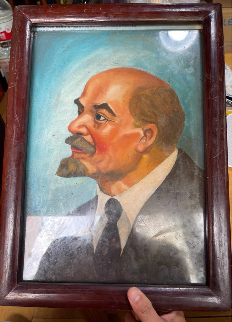 Old Oil painting of Vladimir Lenin, Hobbies & Toys, Memorabilia ...