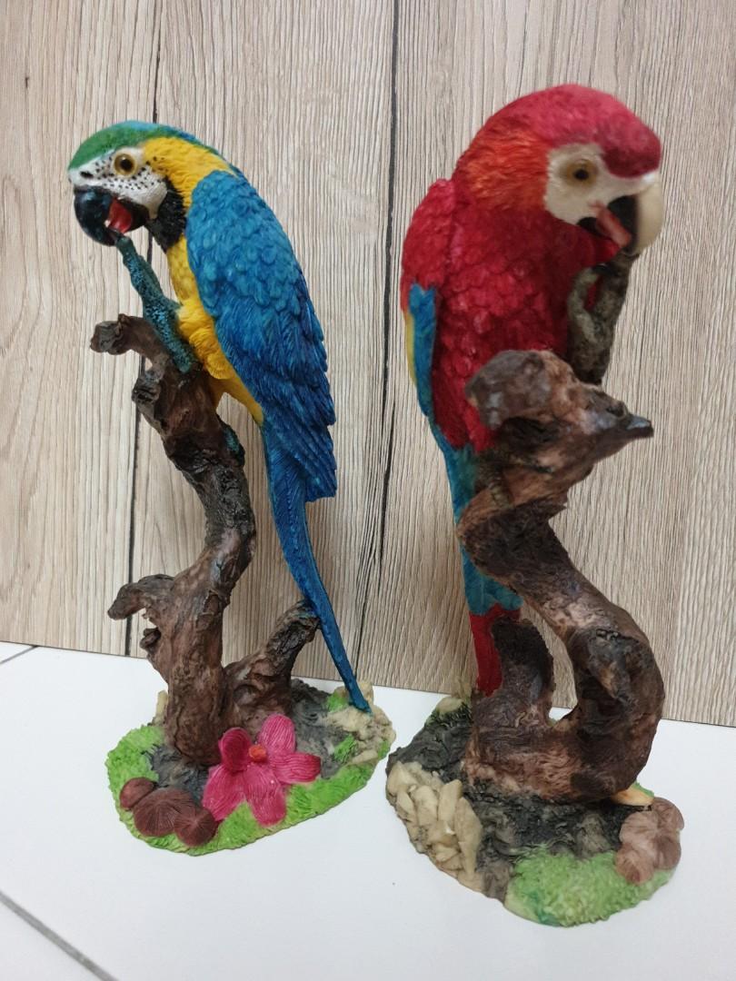 PARROT COLOURFUL STAND DISPLAY, Hobbies & Toys, Collectibles ...