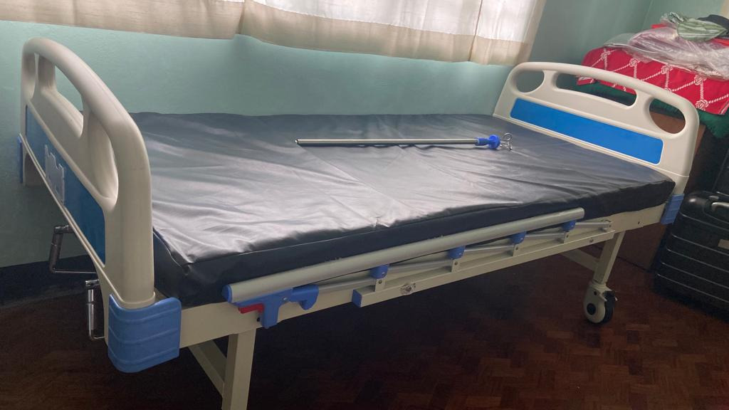 SALE! Reclinable bed with 2 cranks!, Furniture & Home Living, Furniture ...