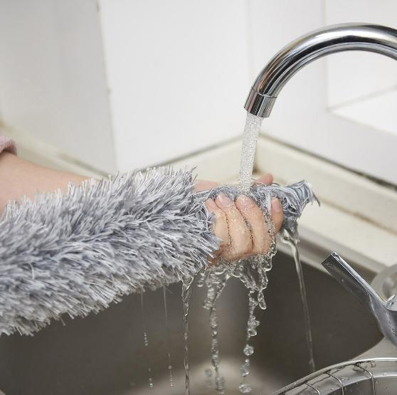 (SG SELLER) Wonder Cleaner Bendable Extendable Fluffy Feather Duster ...