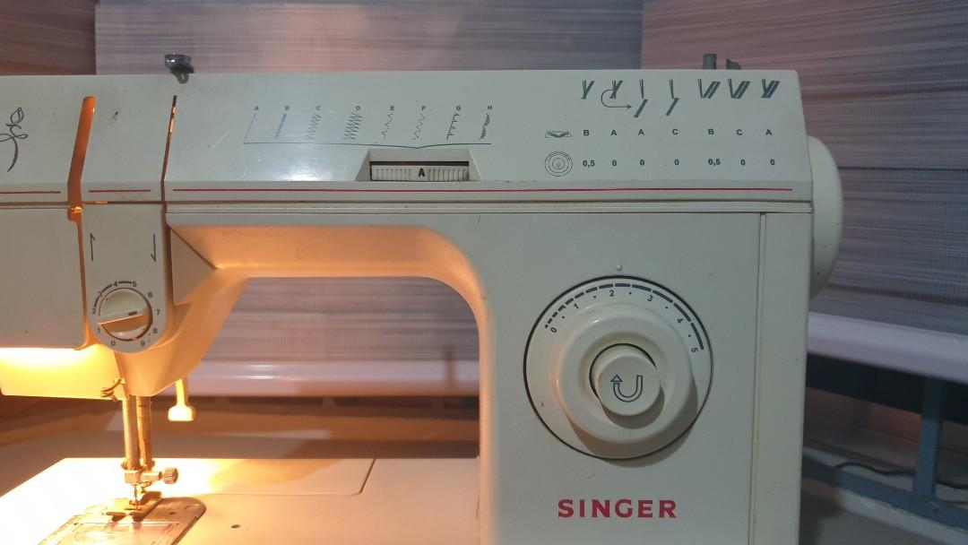 Singer Sewing Machine - Panahi, TV & Home Appliances, Other Home ...