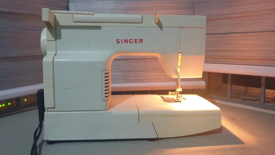 Singer Sewing Machine - Panahi, TV & Home Appliances, Other Home ...