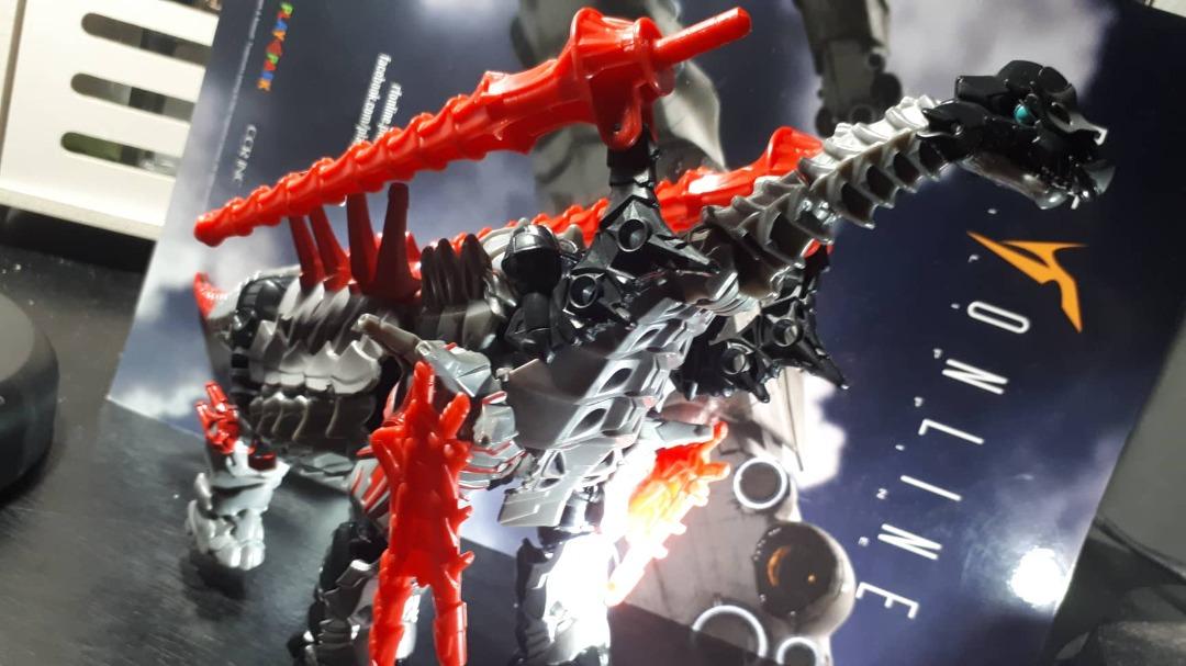 SLOG Hasbro Voyager Class Dinobot Transformers, Hobbies & Toys, Toys ...