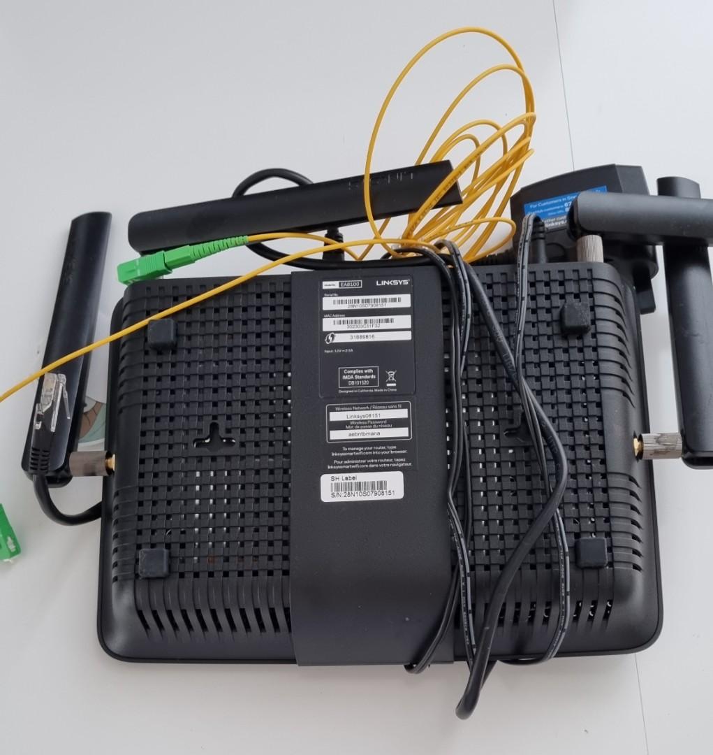 StarHub router, Computers & Tech, Parts & Accessories, Networking on ...