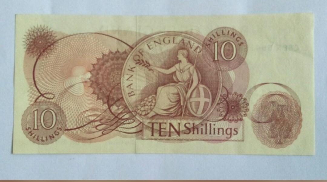 UK running number vintage 10 shilling notes queen elizabeth ii qeii 60s ...