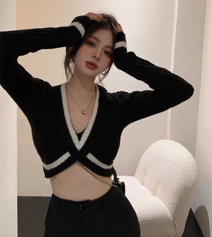 Ulzzang knitted top, Women's Fashion, Tops, Longsleeves on Carousell