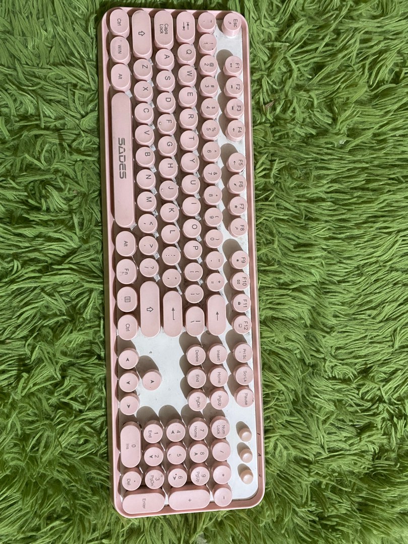 Wireless Keyboard Computers And Tech Parts And Accessories Computer Keyboard On Carousell