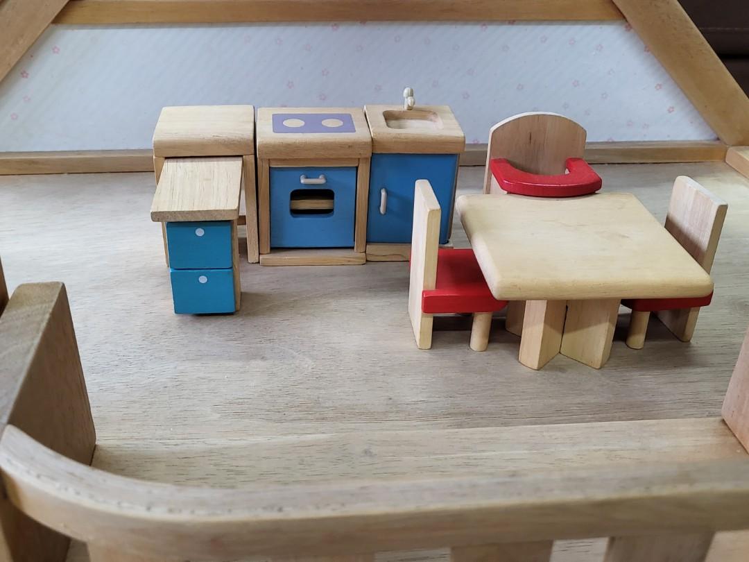 Wooden doll house plan toys, Hobbies & Toys, Toys & Games on Carousell