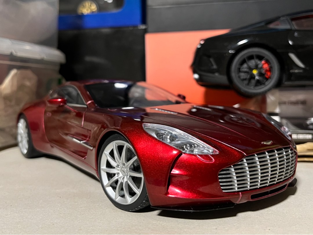 1/18 Autoart Aston Martin One-77, Hobbies & Toys, Toys & Games on Carousell