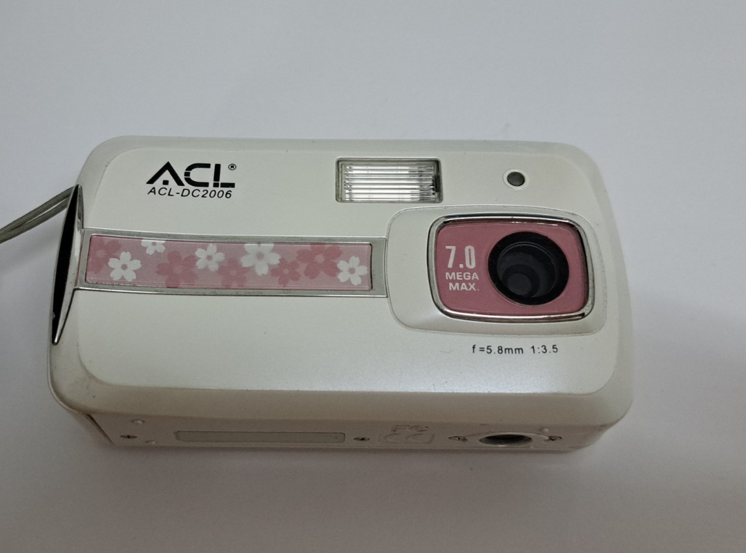 ACL ACL-DC2006 古董 CCD 麵包機 2G sd卡 非 CANON FUJIFILM, 興趣及遊戲, 收藏品及紀念品, 古董收藏 ...