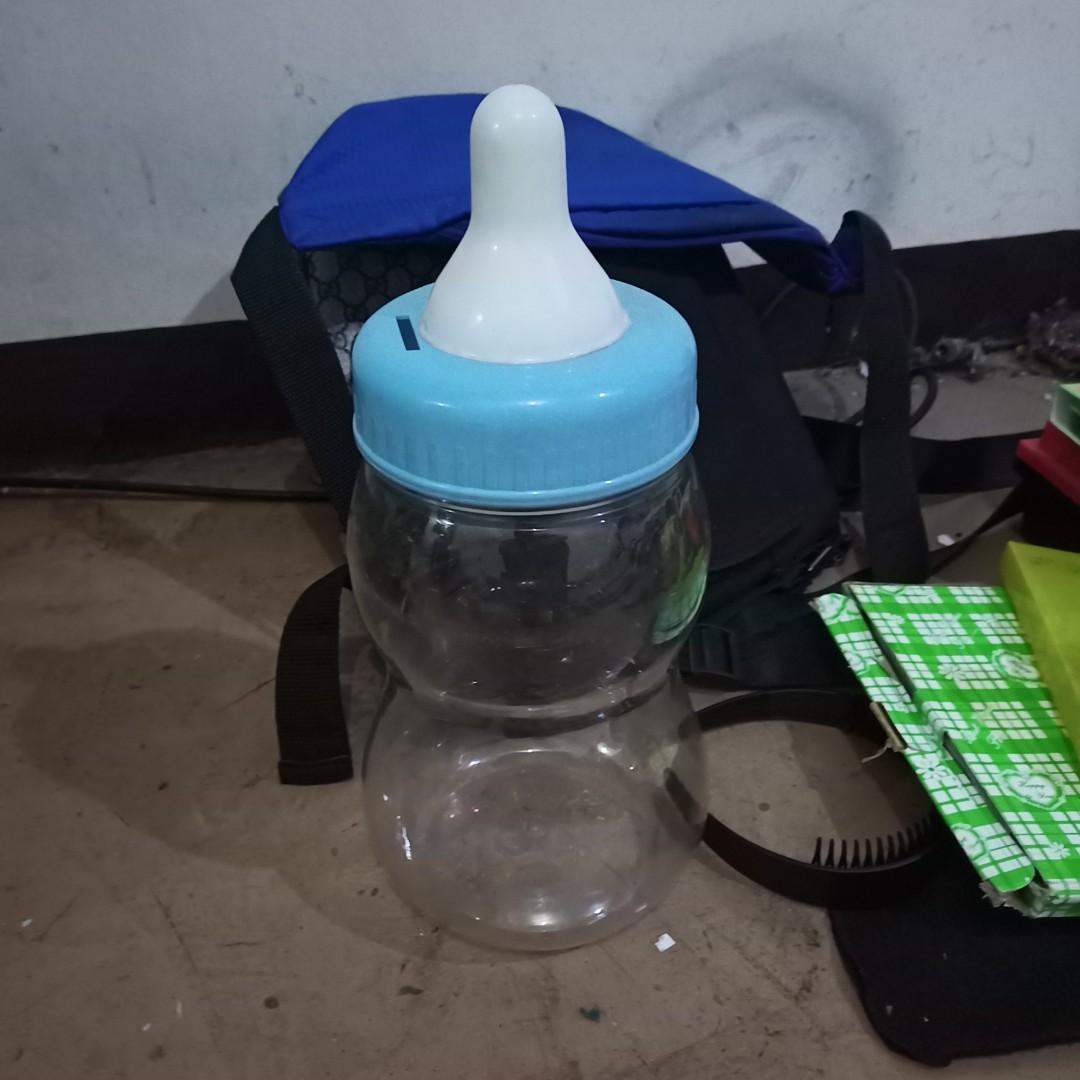 Alkansya plastic, Hobbies & Toys, Toys & Games on Carousell