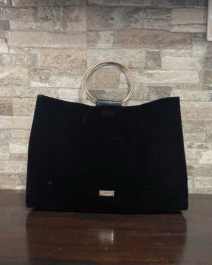 Auth CAROLINA HERRERA Good Girl Black velvet hoop handbag, Luxury, Bags ...