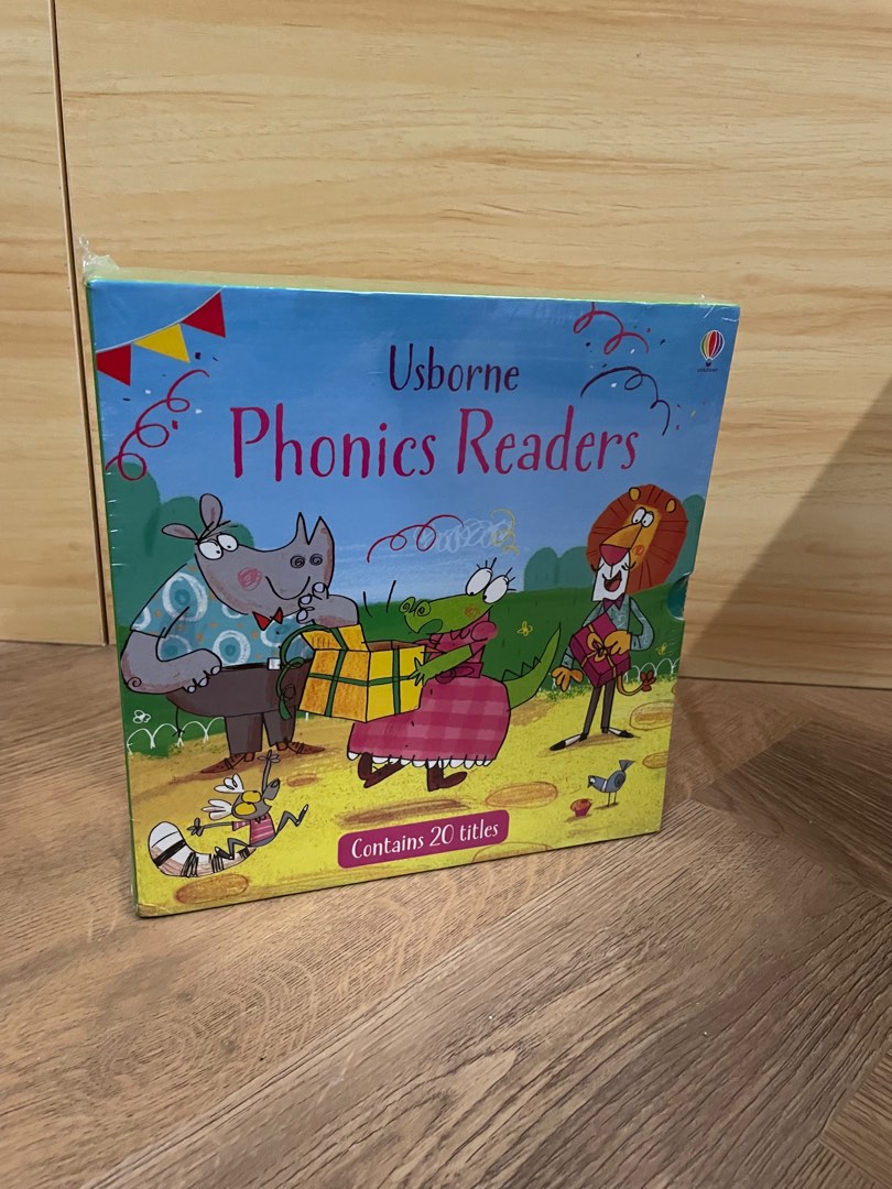 BNIB Usborne Phonics Readers set, Hobbies & Toys, Books & Magazines ...