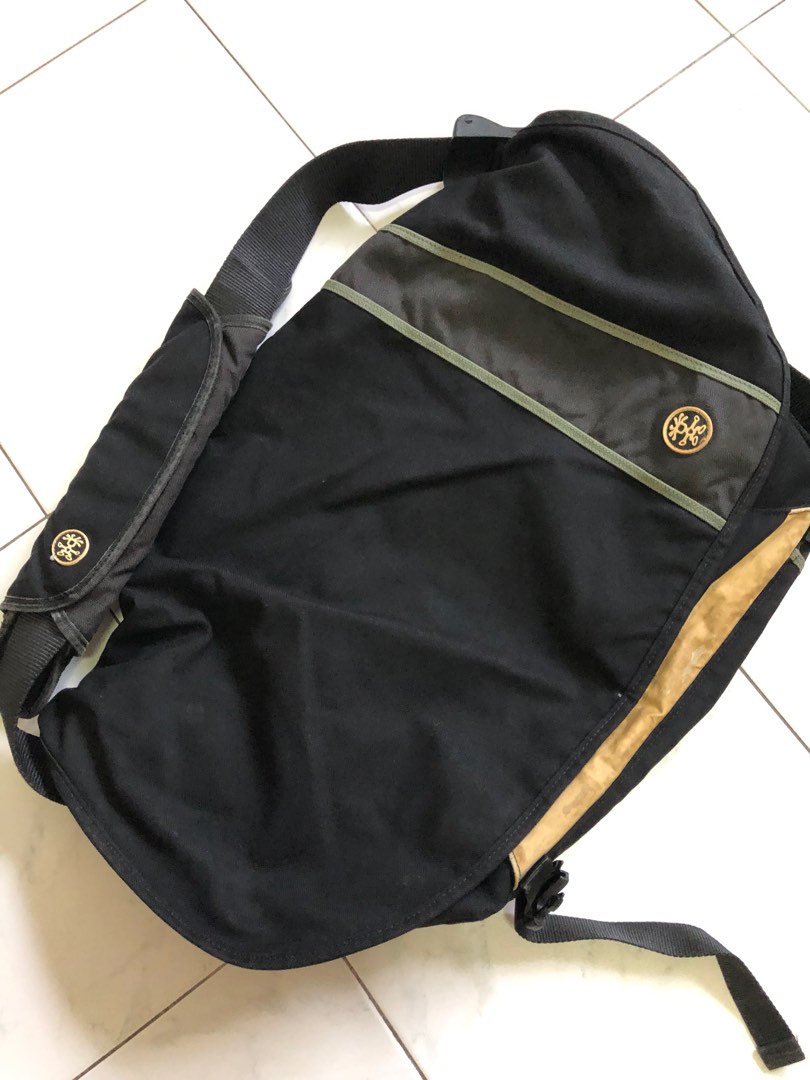 Crumpler sling bag, Men's Fashion, Bags, Sling Bags on Carousell