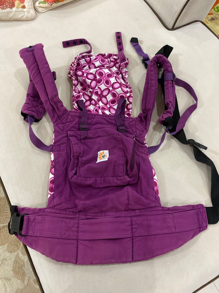 Ergo baby 5.5 to 20kg., Babies & Kids, Going Out, Carriers & Slings on ...