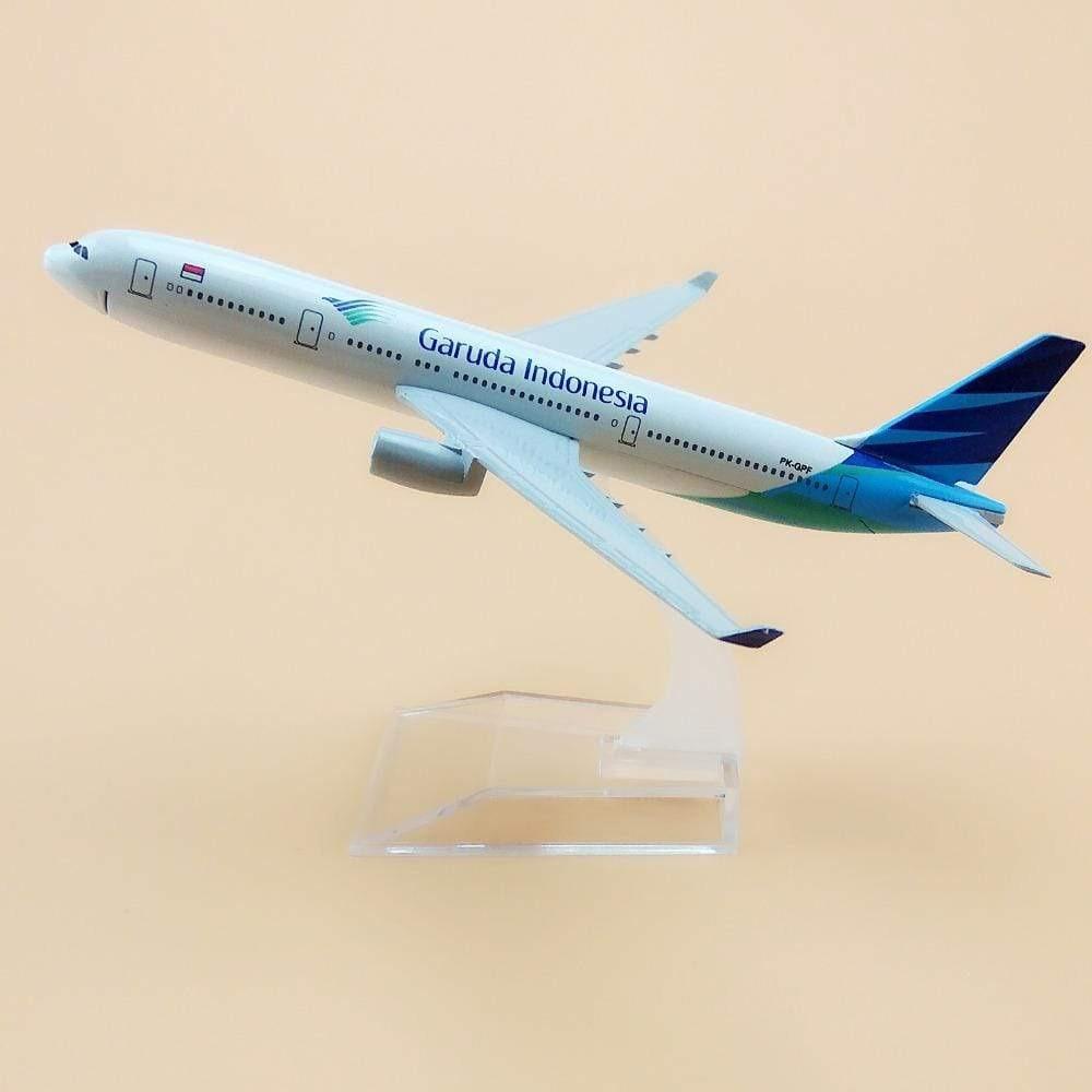 GARUDA INDONESIA AIRBUS A330-300 16CM AEROPLANE PLANE MODEL DIE-CAST ...