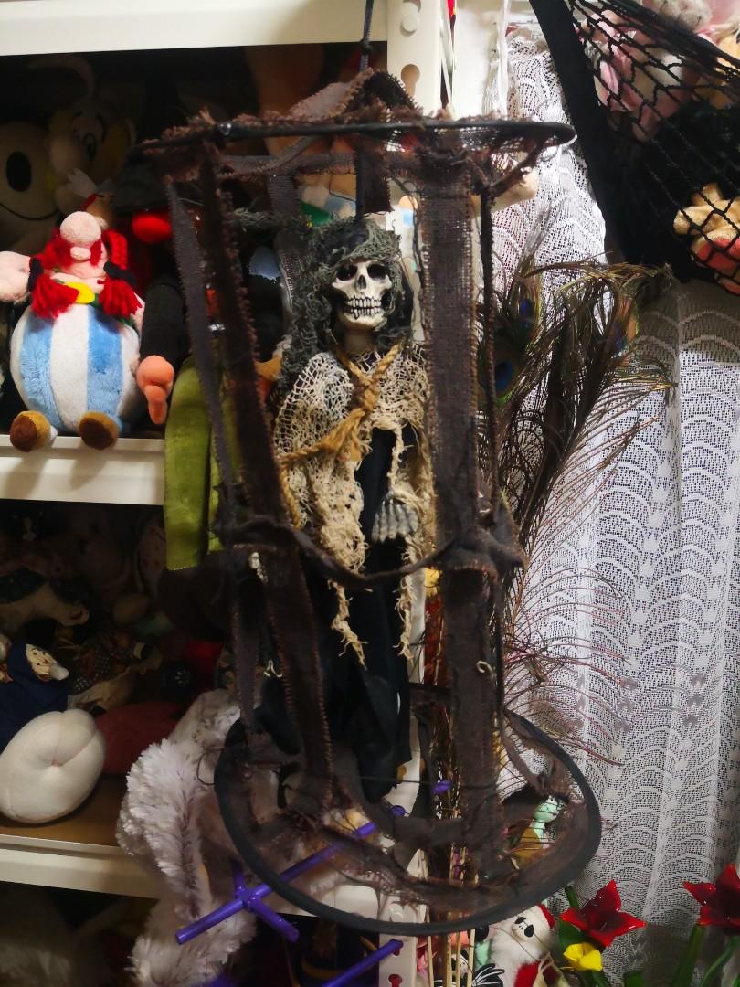 GHOST SKELETON SCARY PROPS HALLOWEEN DECO, Hobbies & Toys, Toys & Games ...