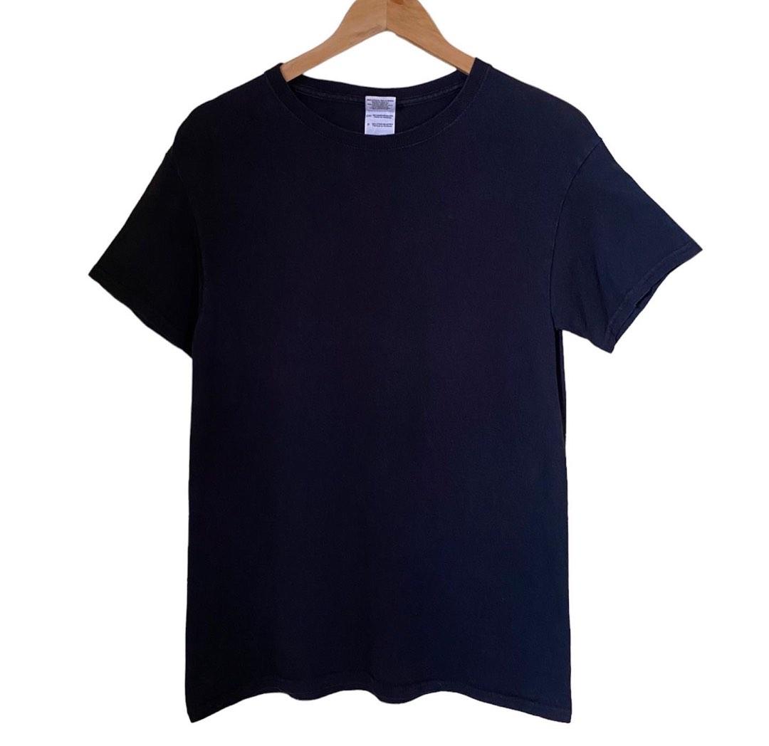 Gildan Plain Black shirt, Men's Fashion, Tops & Sets, Tshirts & Polo ...