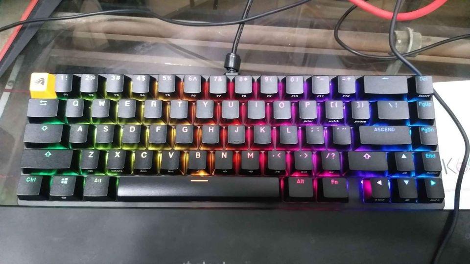 Glorius GMMK 2 Pre built compact 65% (Brand New), Computers & Tech ...