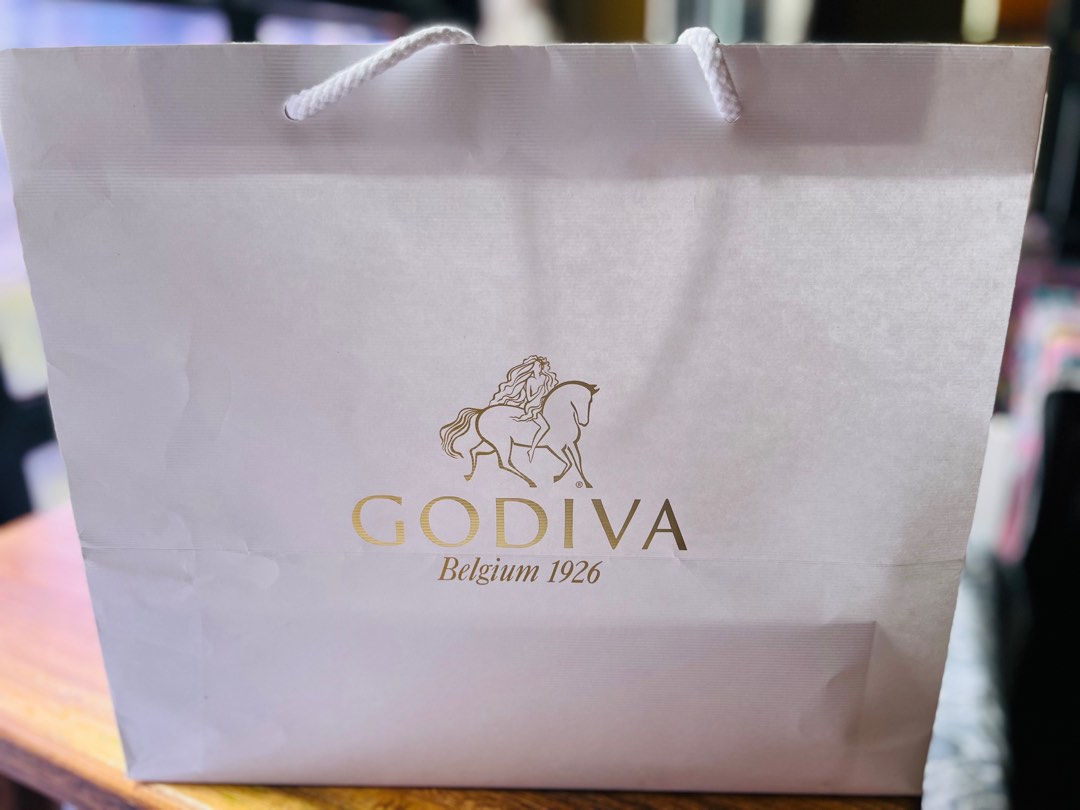 Godiva Chocolate, Food & Drinks, Other Food & Drinks on Carousell