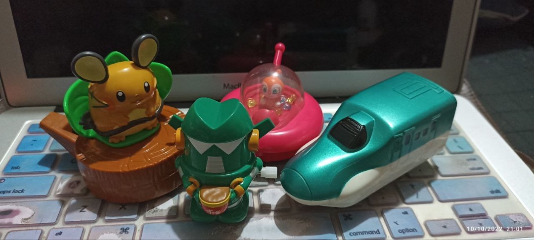 Japan Toys Assortment #03 (Raichu, Dokin-Chan, Crayon Shin Chan, Train ...