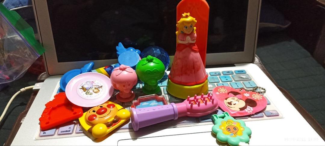 Japan Toys Assortment #04 (Princess Peach Toadstool, Anpanman, Minnie ...