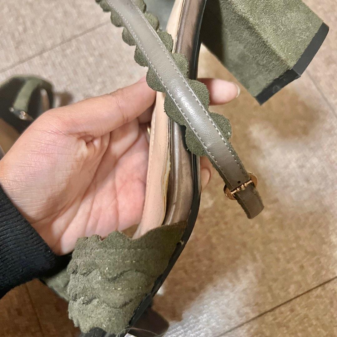 Josiny Block Heels, Women's Fashion, Footwear, Heels on Carousell