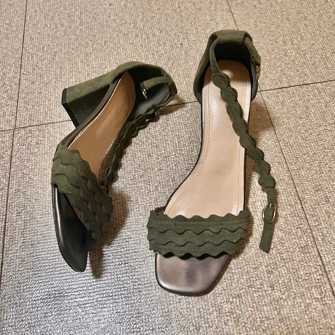 Josiny Block Heels, Women's Fashion, Footwear, Heels on Carousell
